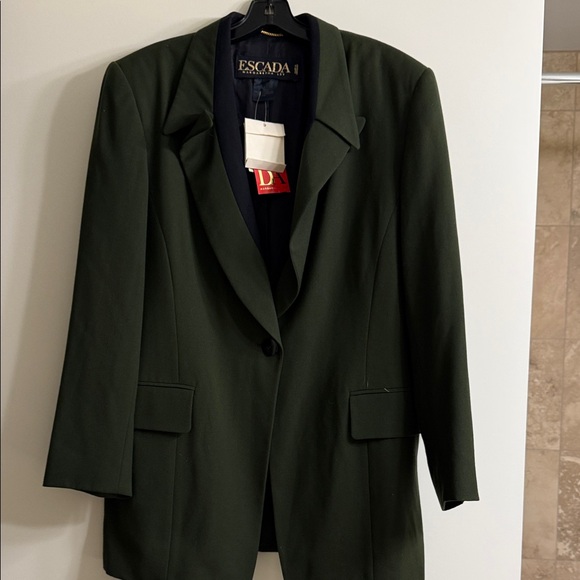 Escada | Jackets & Coats | Escada Forest Green Blazer Size 42 | Poshmark